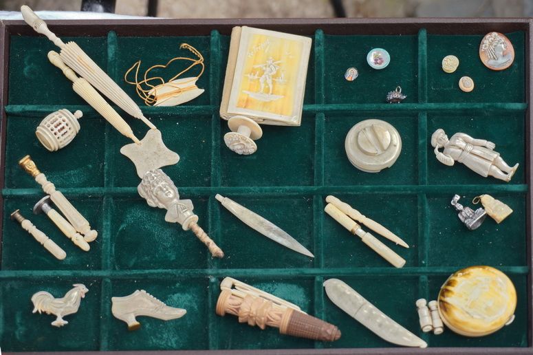 13 06 2020 des objets rares - Puces de Vanves